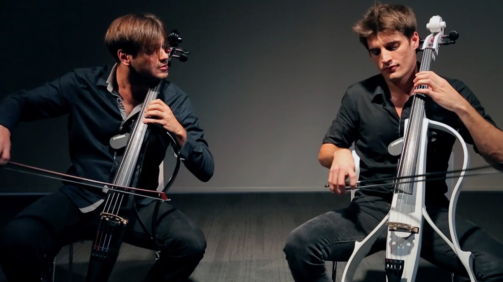 2 Cellos: la cover di The Show Must Go On