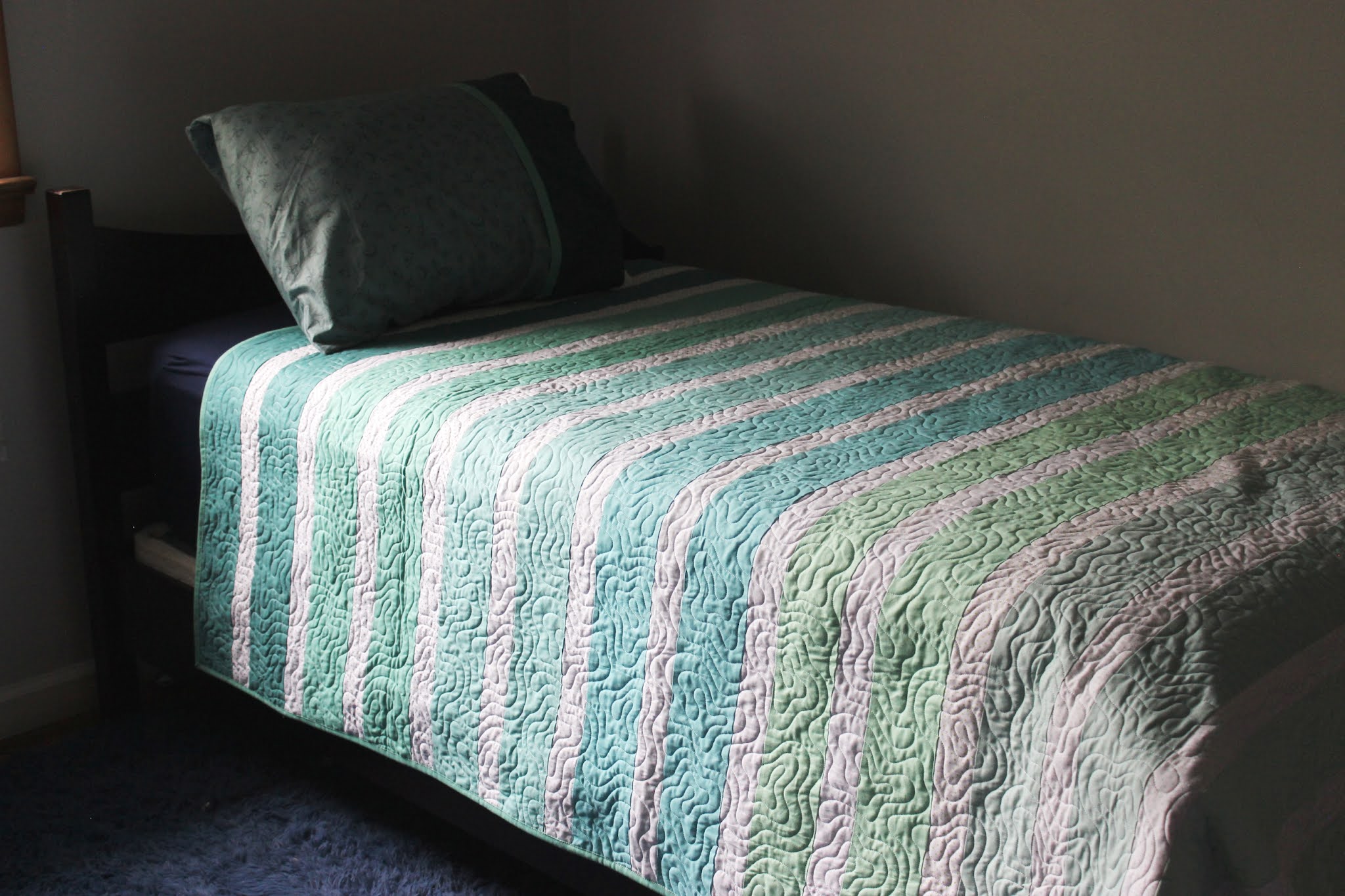 Teal Ombre' Quilt in Riley Blake Designs Basics | Amista Baker