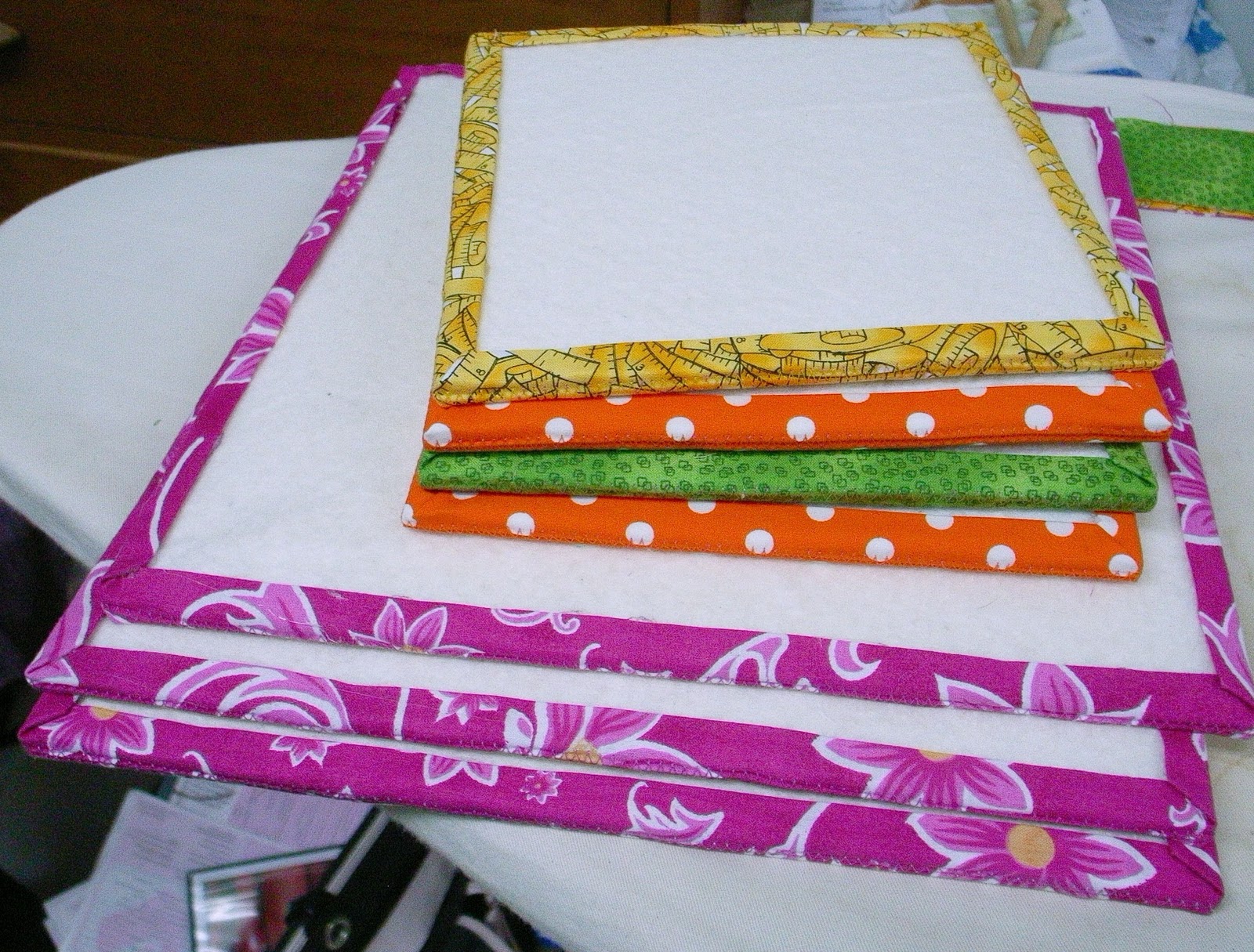 Diary of a madkapquilter: Back to front - Mod Sampler