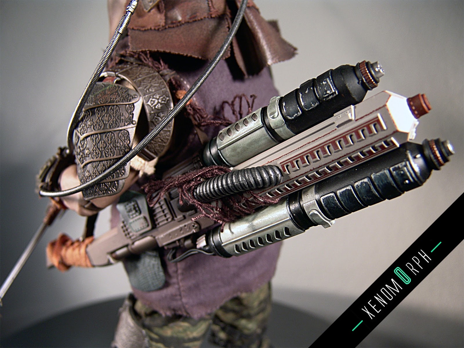 Hot Toys Predators Noland 1/6 - video and photo review