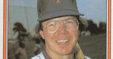 Daily Autograph: Mike Cubbage