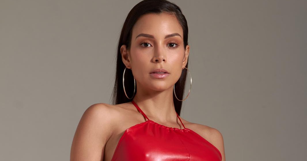 Muerde-aqui.blogspot.com: La pandemia no detiene a Ana Cáceres