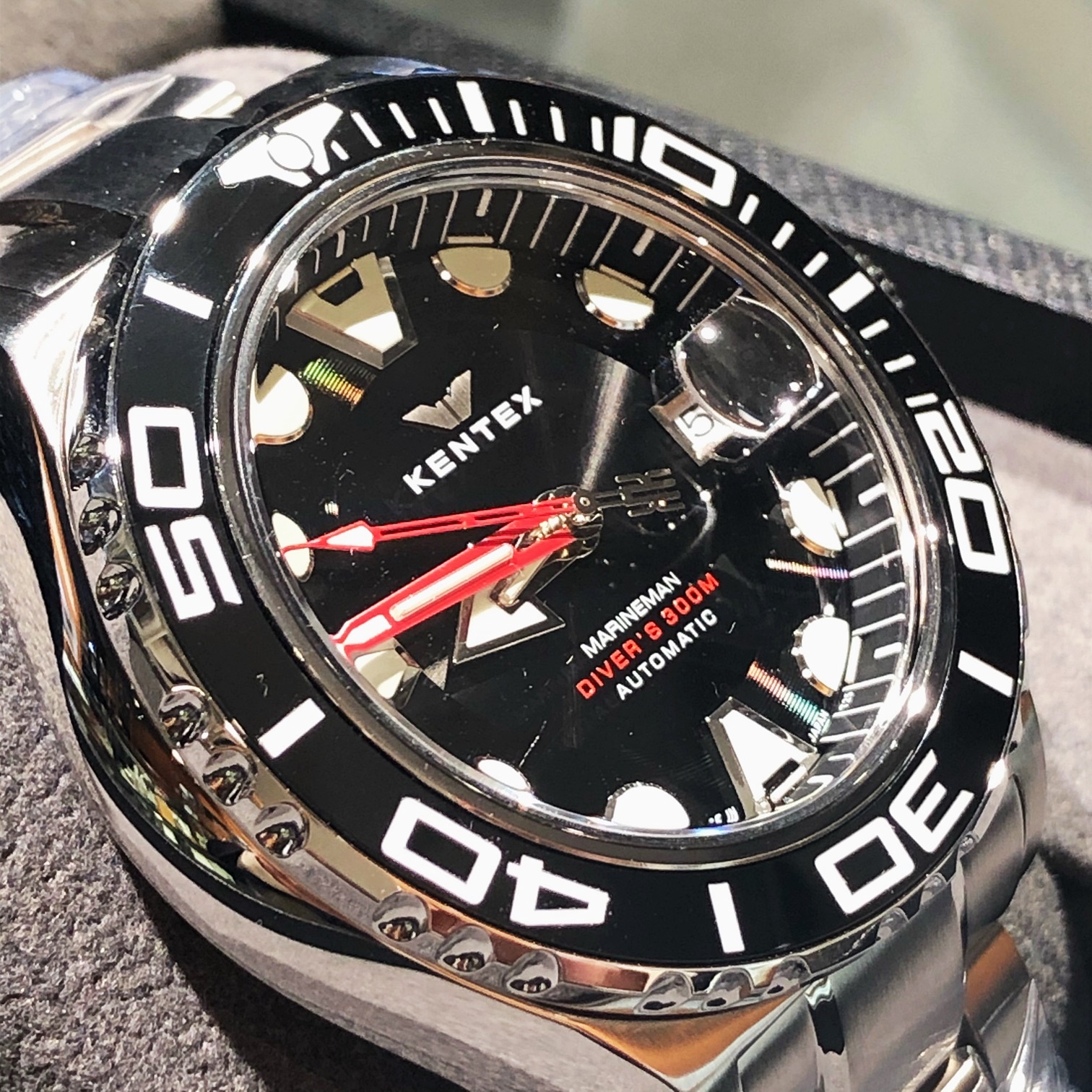 KENTEX創業30周年記念モデル！本格ダイバーズウォッチ！！ | LOUIS COLLECTION 福岡キャナルシティOPA