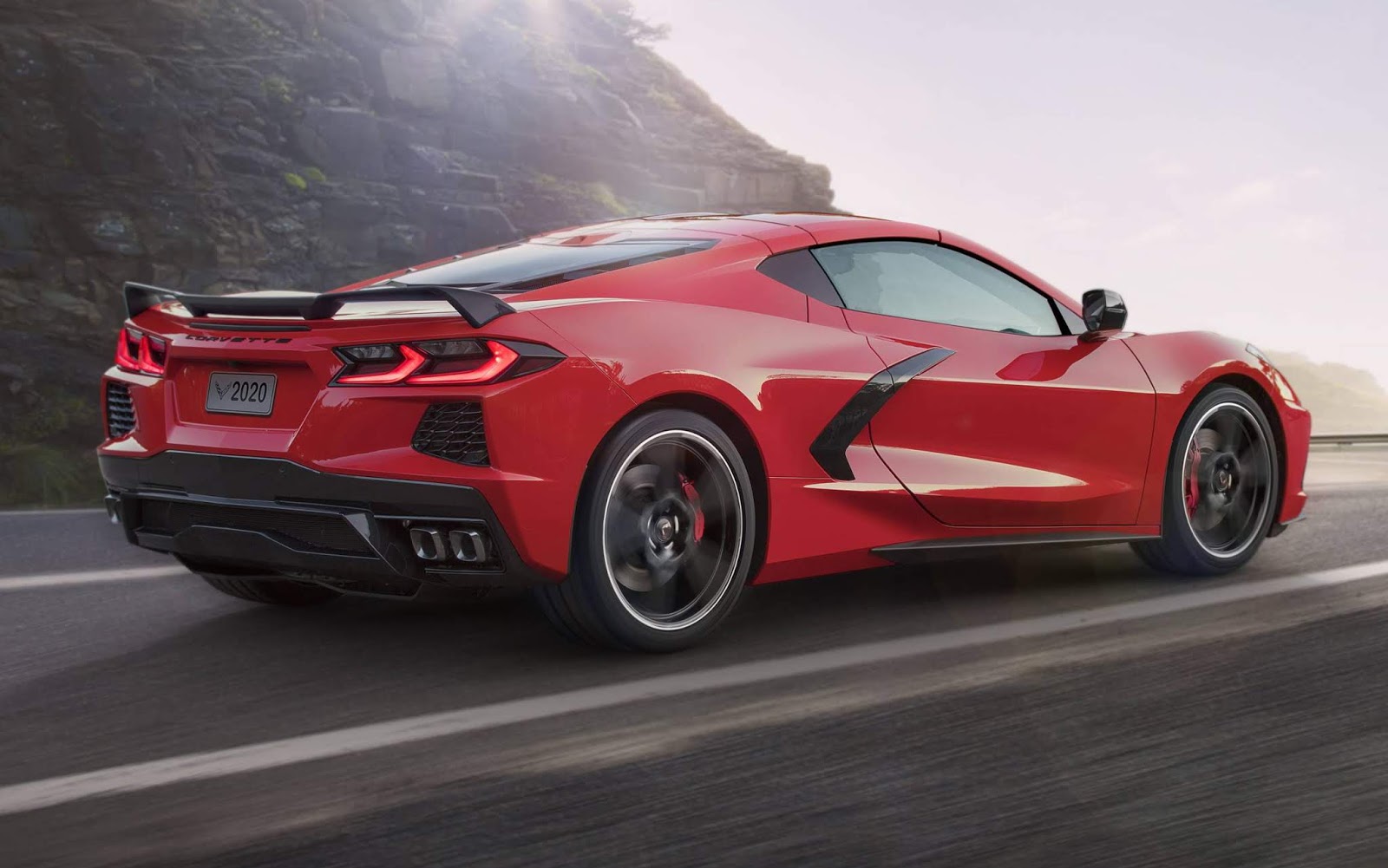 Corvette Stingray 2020 para enfrentar Ferrari e Lamborghini
