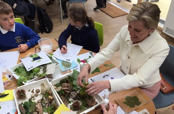 Countess Sophie opens Nower Wood Education Centre