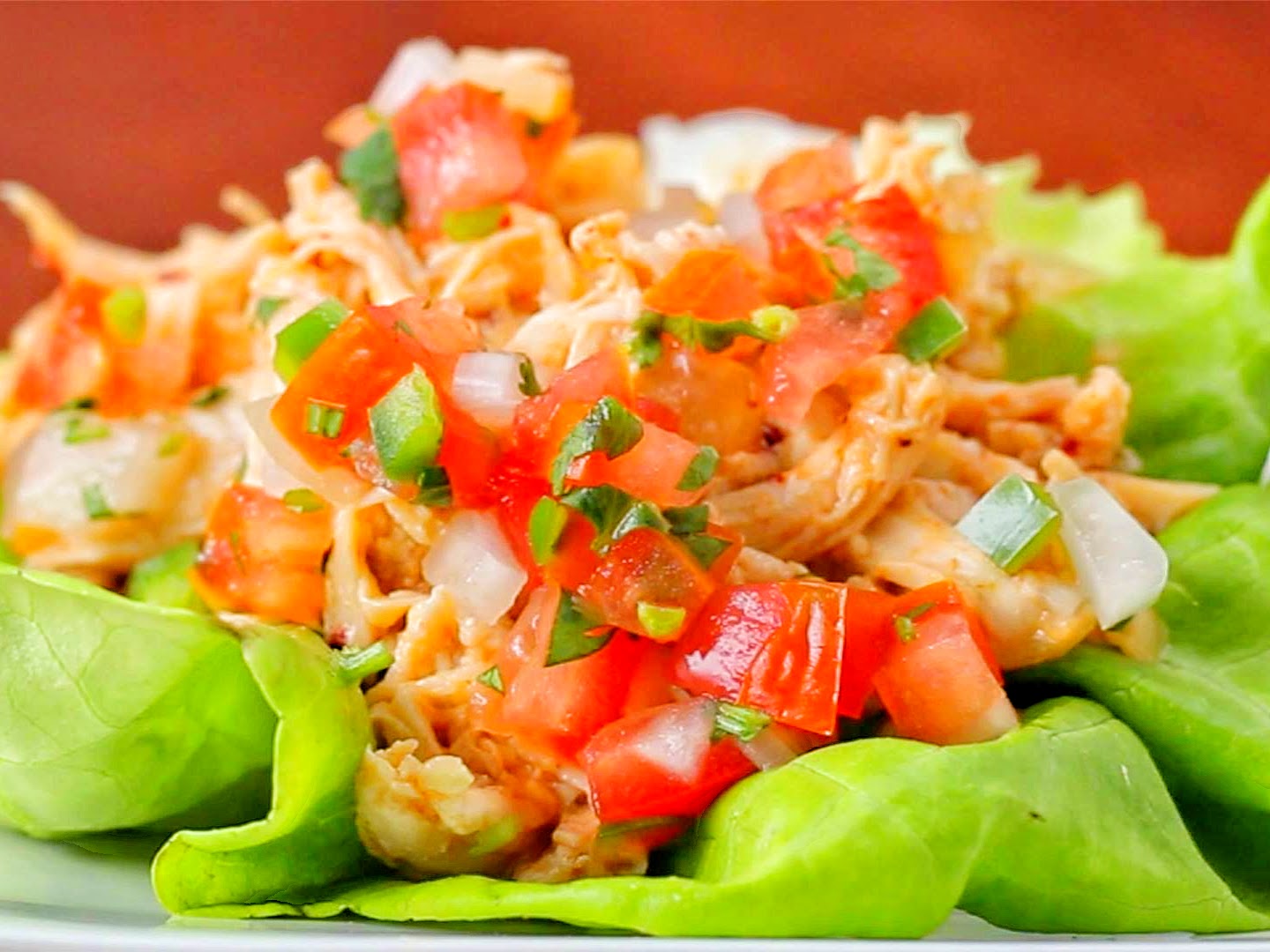 Creamy Chipotle Chicken Lettuce Cups (Under 300 Calories)