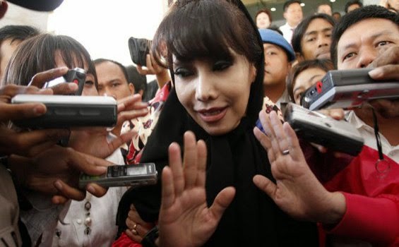 Kasus Penggelapan Dana Melinda Dee Yang Sensasional ~ Cyber Crime