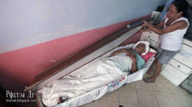 Top World News: Sleeping in a Coffin from last 23 Years