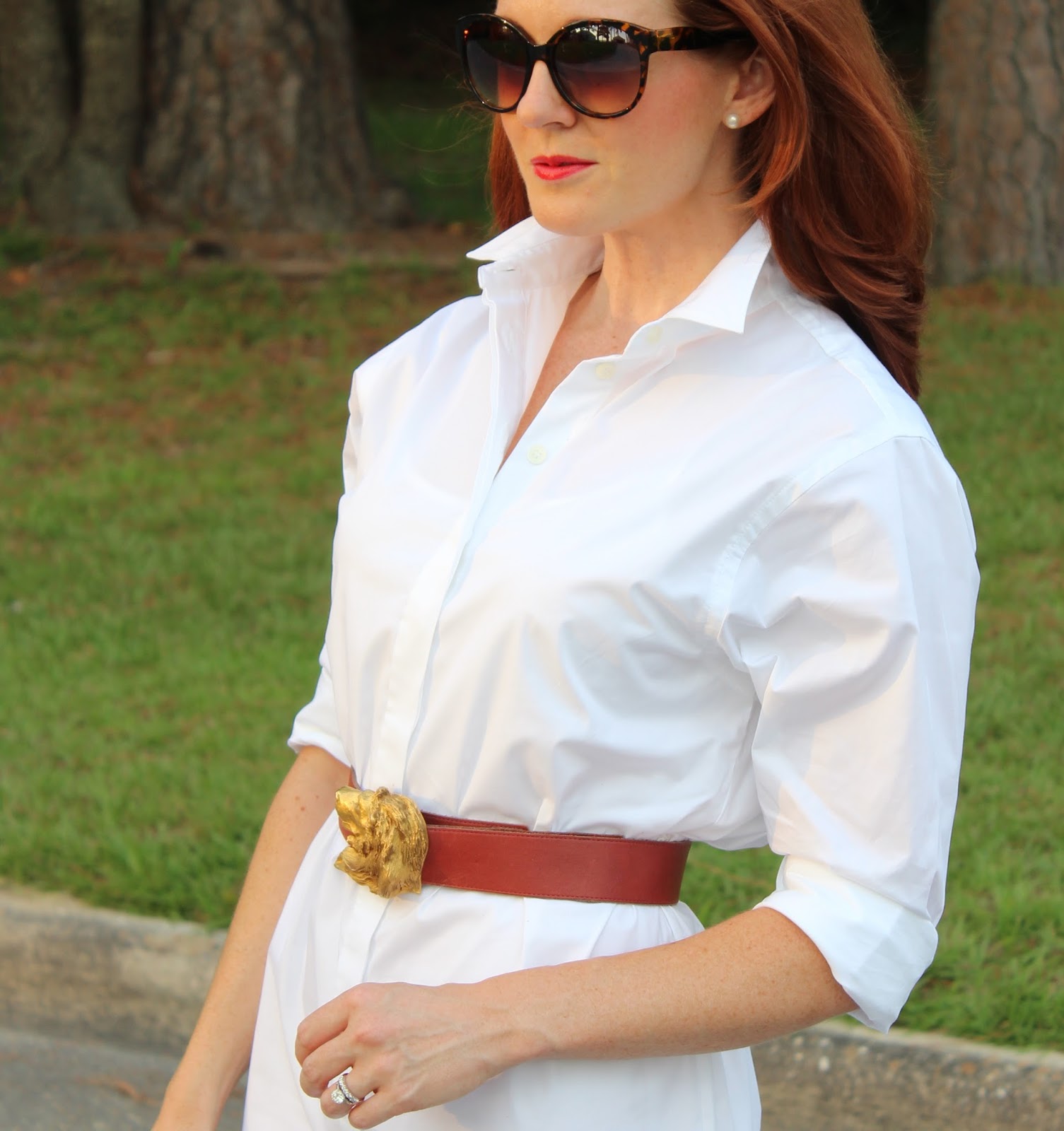 Dress Beautifully: Crisp White Shirtdress