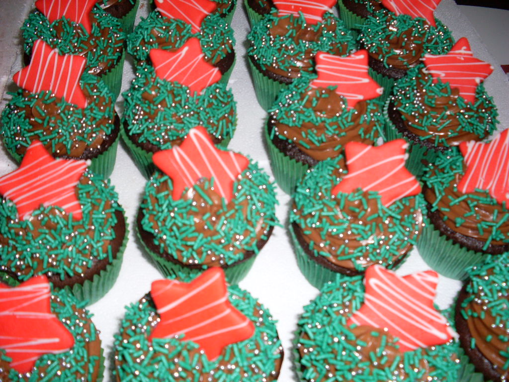 Cupcake da Gabi e Pâtisserie: Cupcake de NATAL