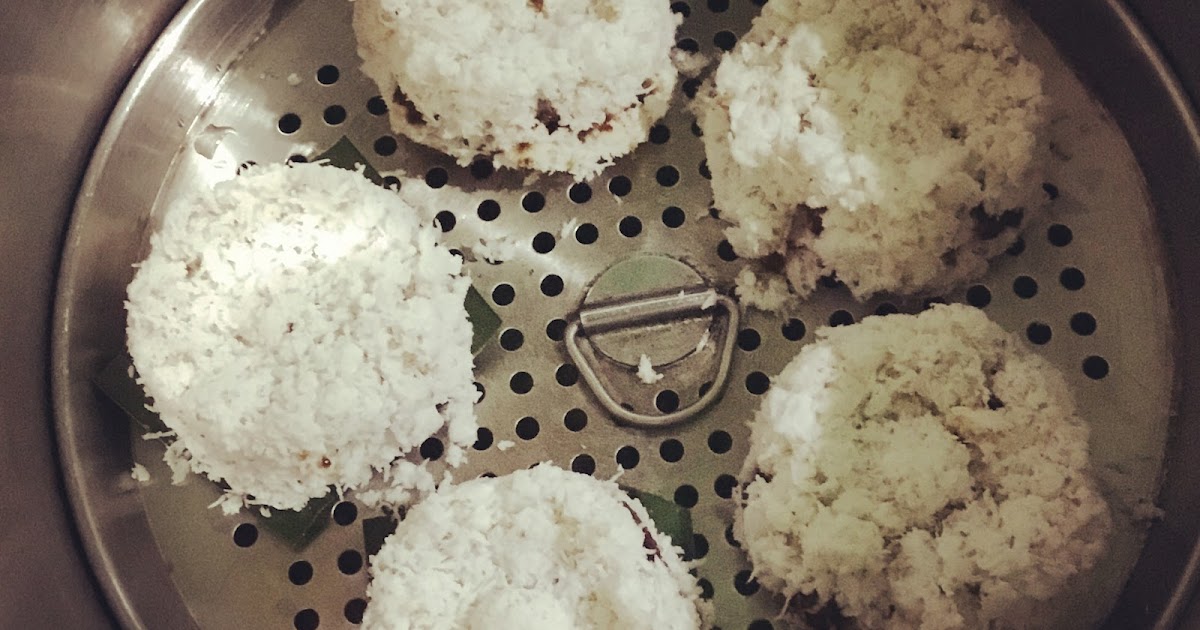 Kue Awuk-awuk (Putu Ambon)