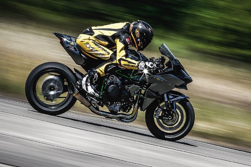 The Supermotard: from the 70s to today