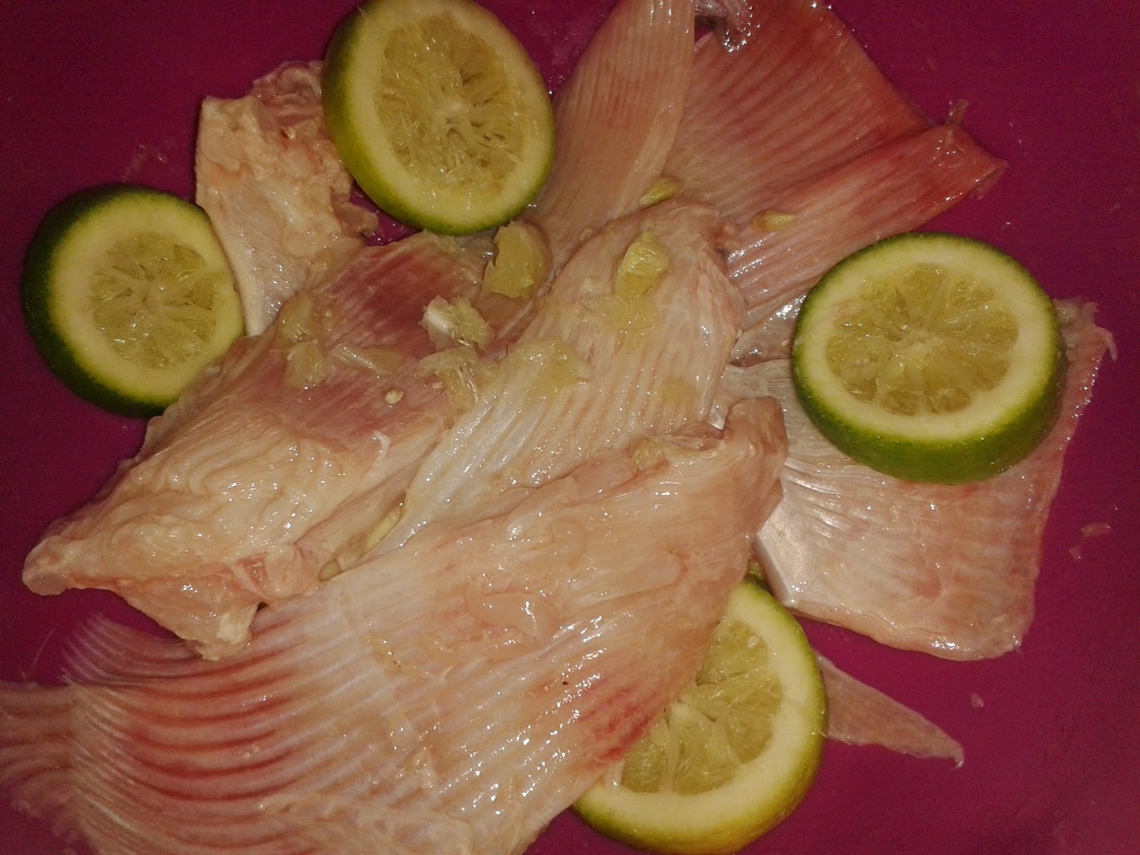 Culinária E o dia a dia : Raia frita com arroz de legumes aromático