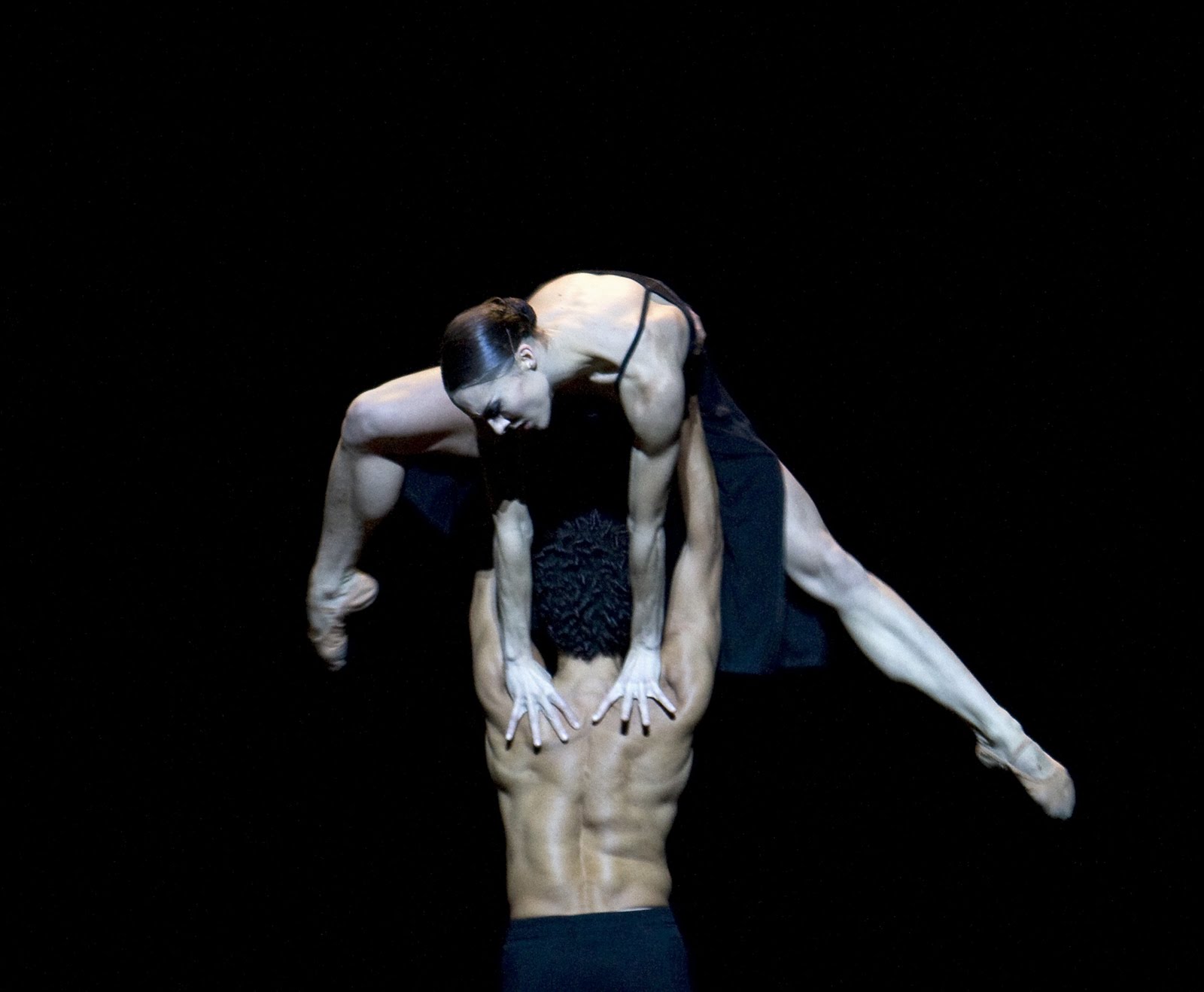 Emma is Blogging: CULTURE: 香港芭蕾舞團 Galaxy Internetional Ballet Gala 2011 ...