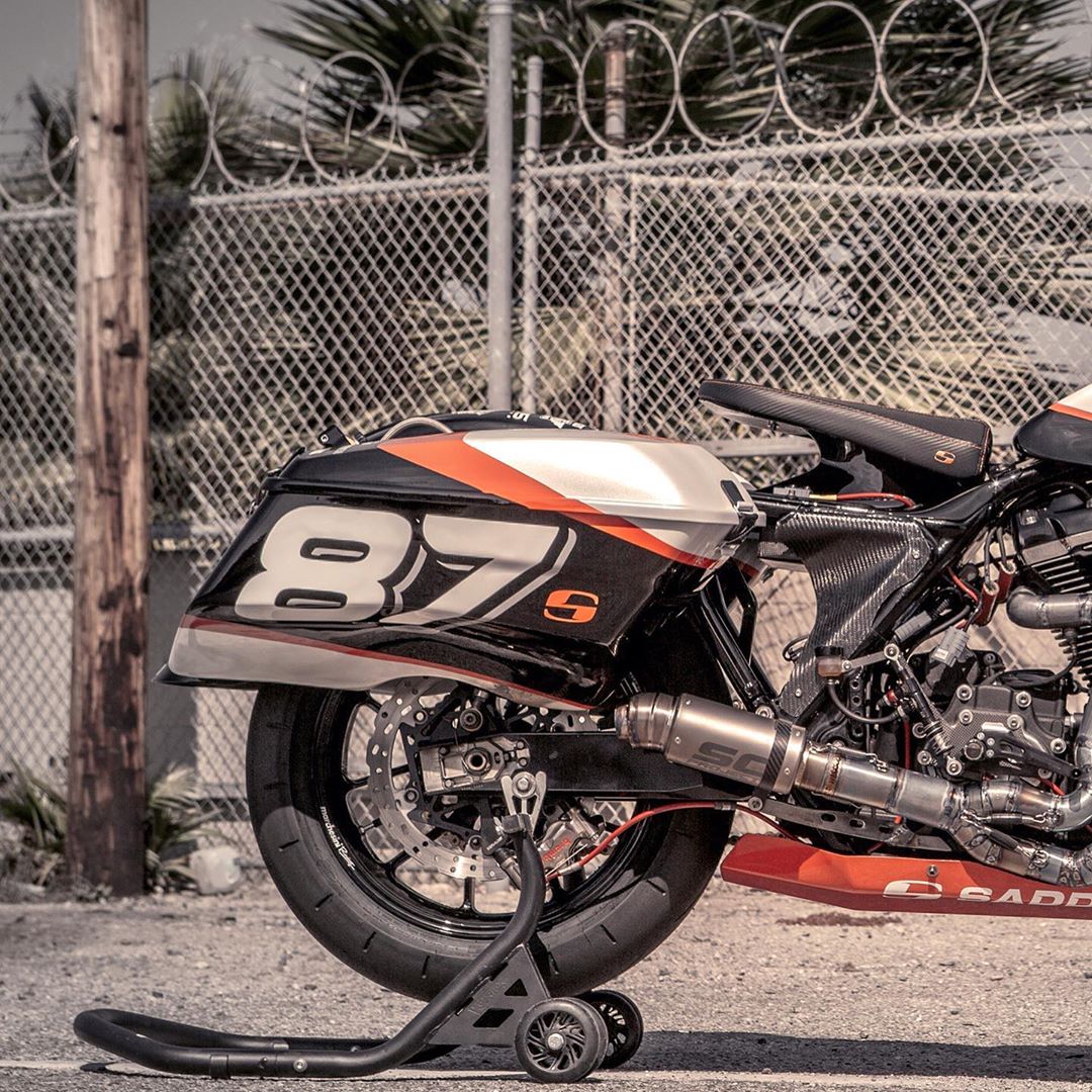 Mercenary Garage : Race Bagger