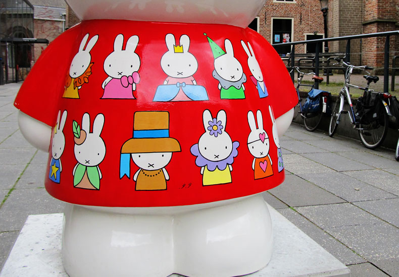Zoë Gower-Jones: 60 years of Miffy – The Miffy Parade