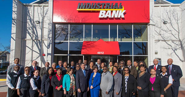 Black-Owned Bank Celebrates Acquiring 3 New Branch Locations
