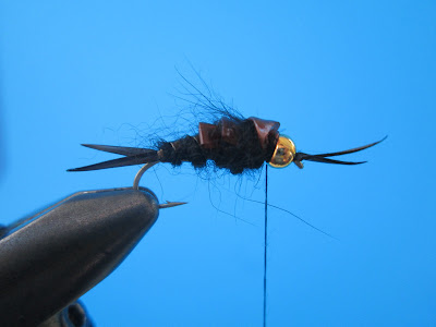 Country Kids on the Fly - Fly Tying: Art's Black Stone