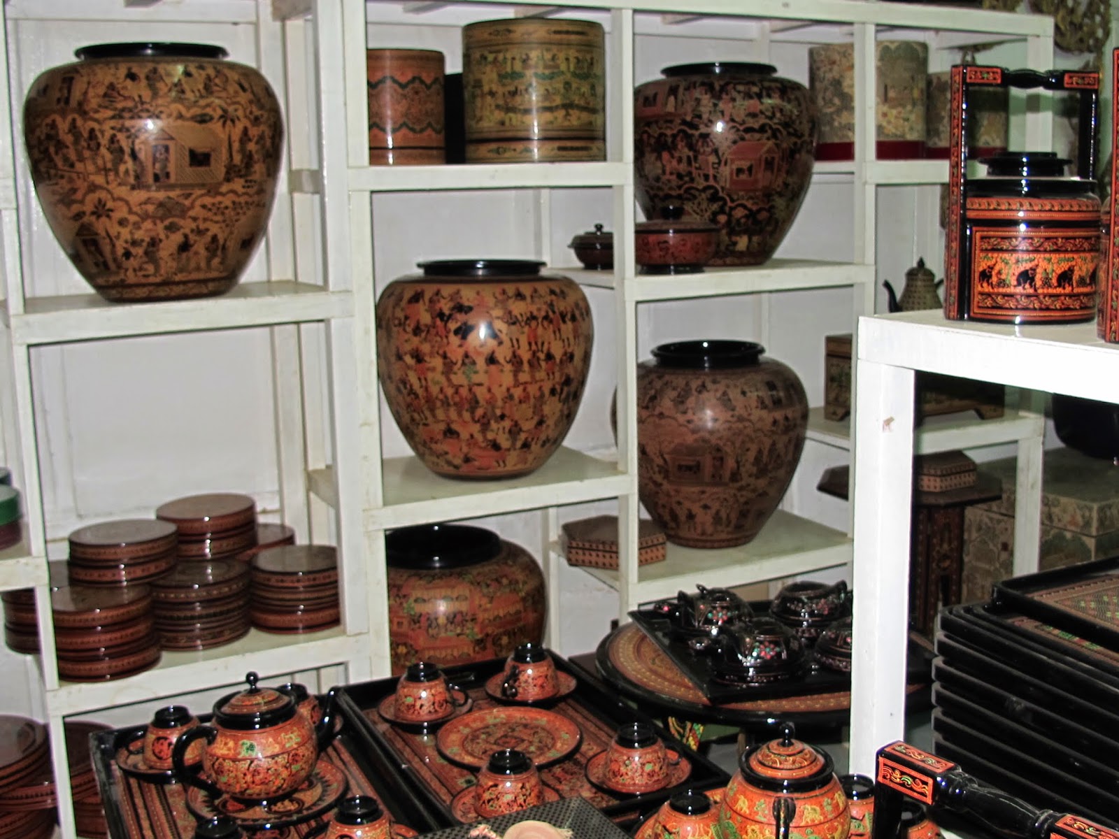 Lacquerware (Yun-de) in Bagan, Myanmar