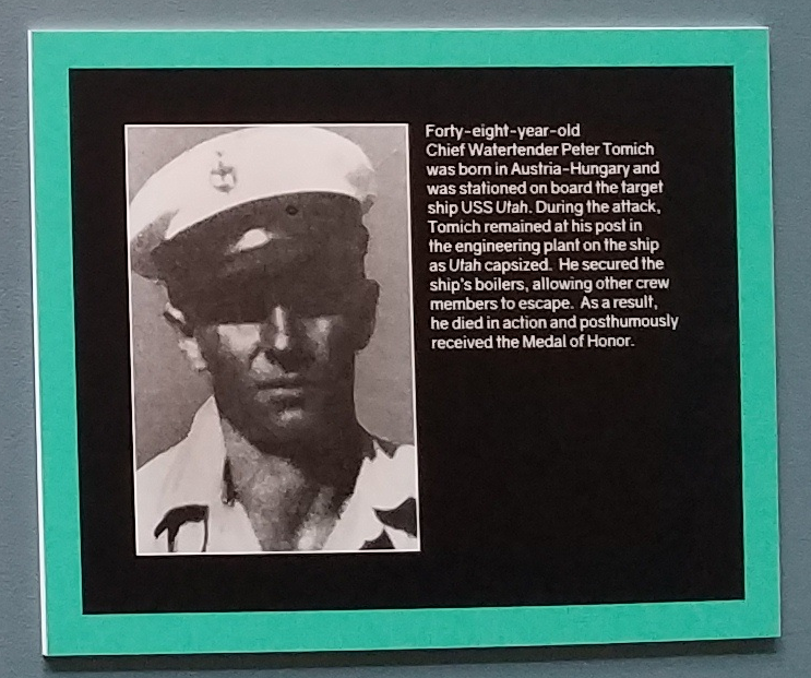 Chant du Départ: Pearl