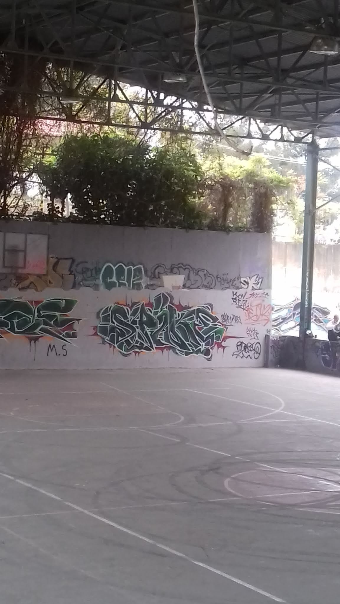 Μια παροιμία λέει ,ΚΛΕΙΝΕΙΣ ΕΝΑ ΣΧΟΛΕΙΟ,ΑΝΟΙΓΕΙΣ ΕΝΑ ΝΕΚΡΟΤΑΦΕΙΟ ...