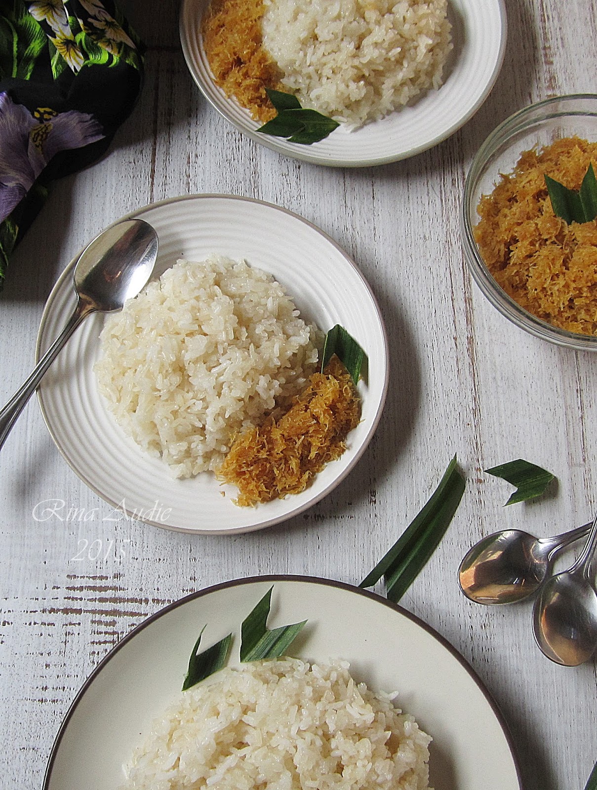 Ketan Kukus Unti Kelapa - DapurManis