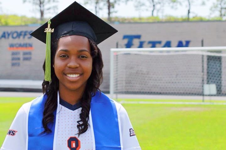 Adilaine Photography: College Graduation Series