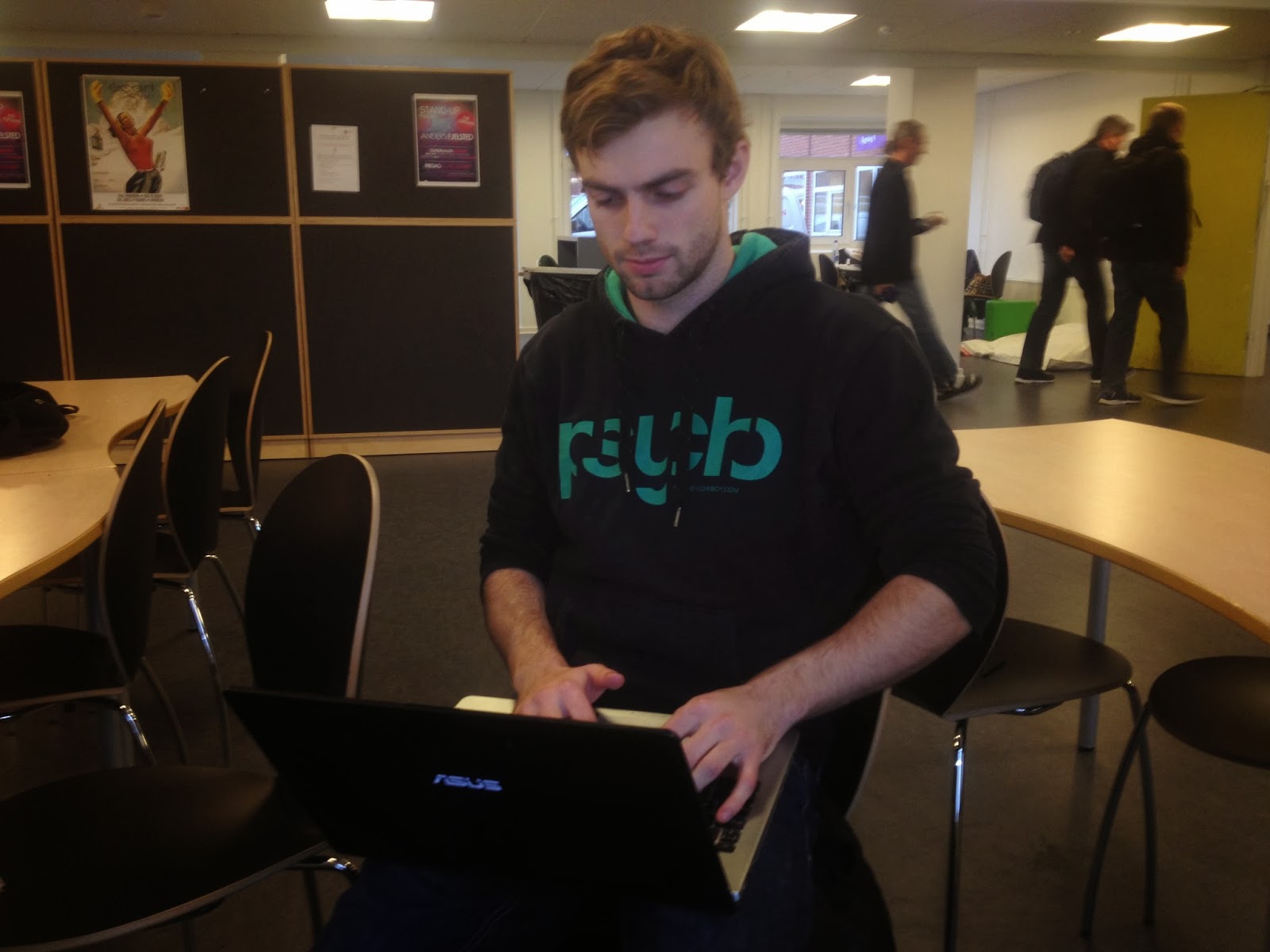 Jeppe Mobber, en børnebog om Mobning: Arbejdsprocessen i billeder