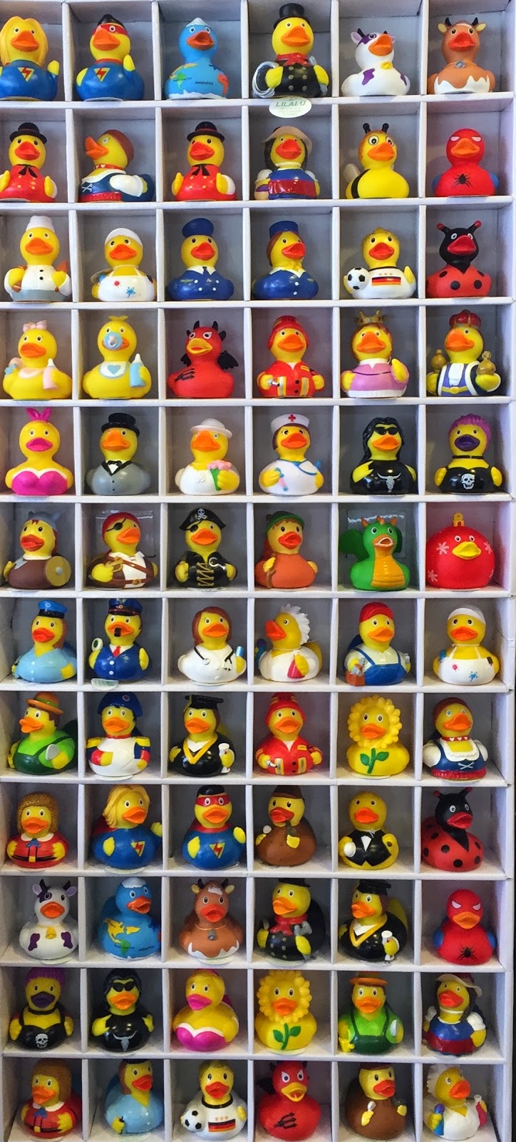 76003.1414: A box of quackers