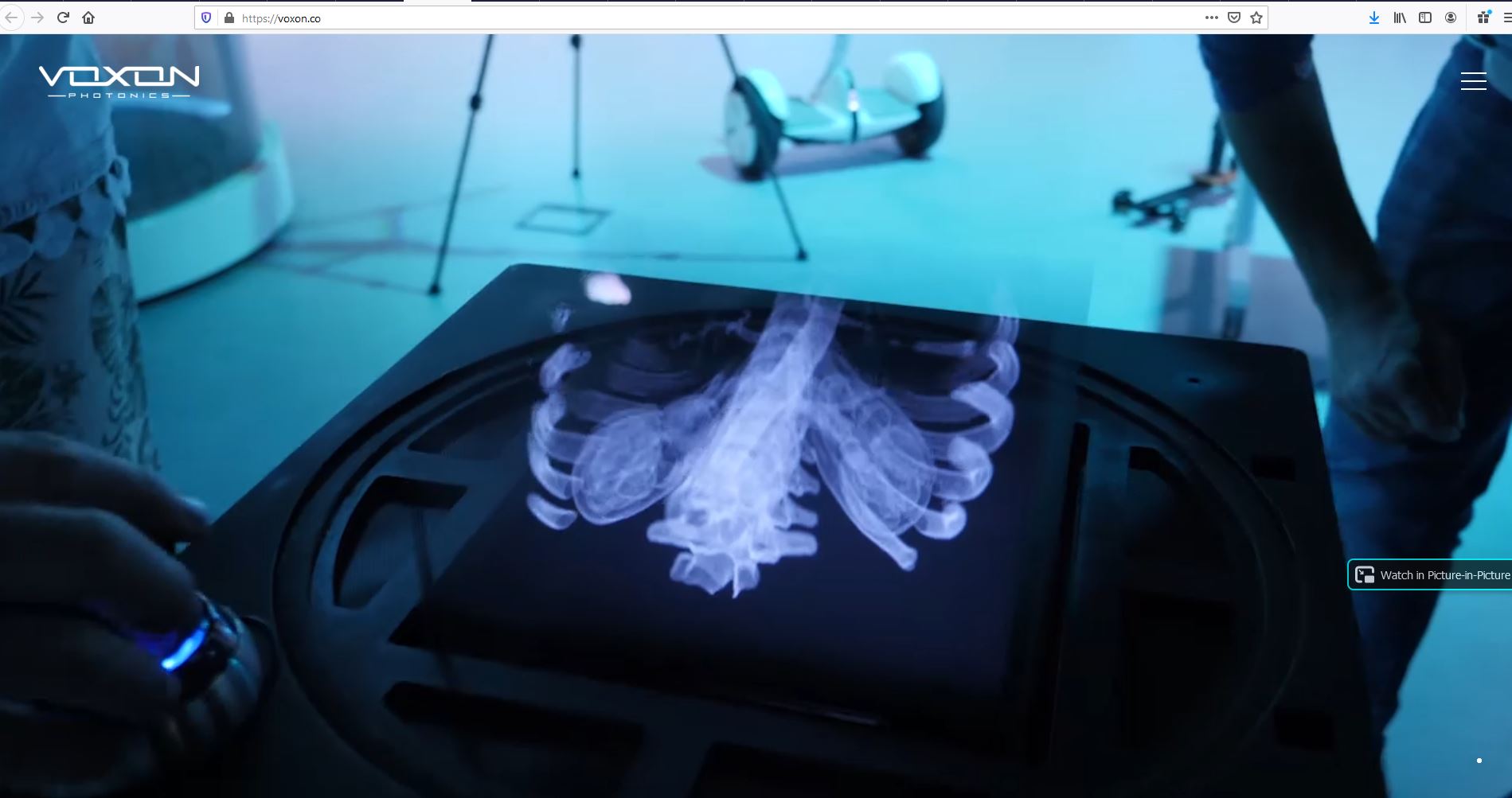 Technology Holographic 3D Volumetric Display, Fiksi Film jadi Nyata?