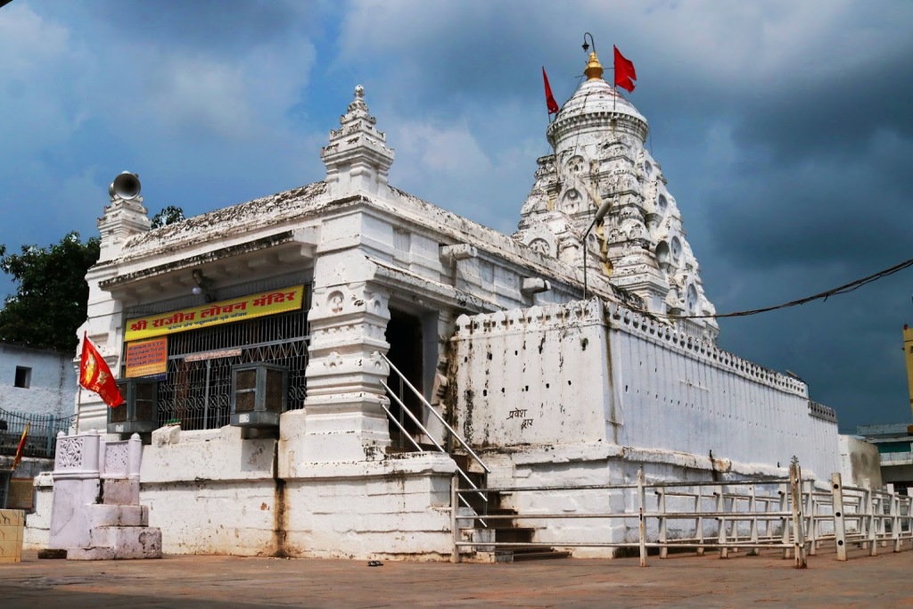 Hindu Temples of India: Rajiv Lochan Temple, Rajim – The Temple