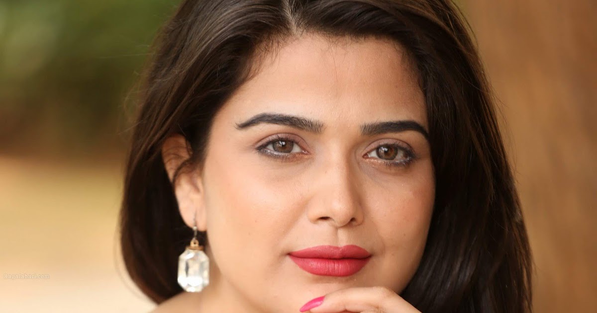 damsel4all: Ayesha Singh