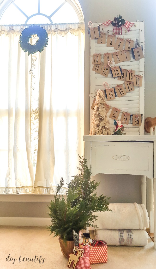 Christmas Countdown Advent from an old Shutter - DIY Beautify ...