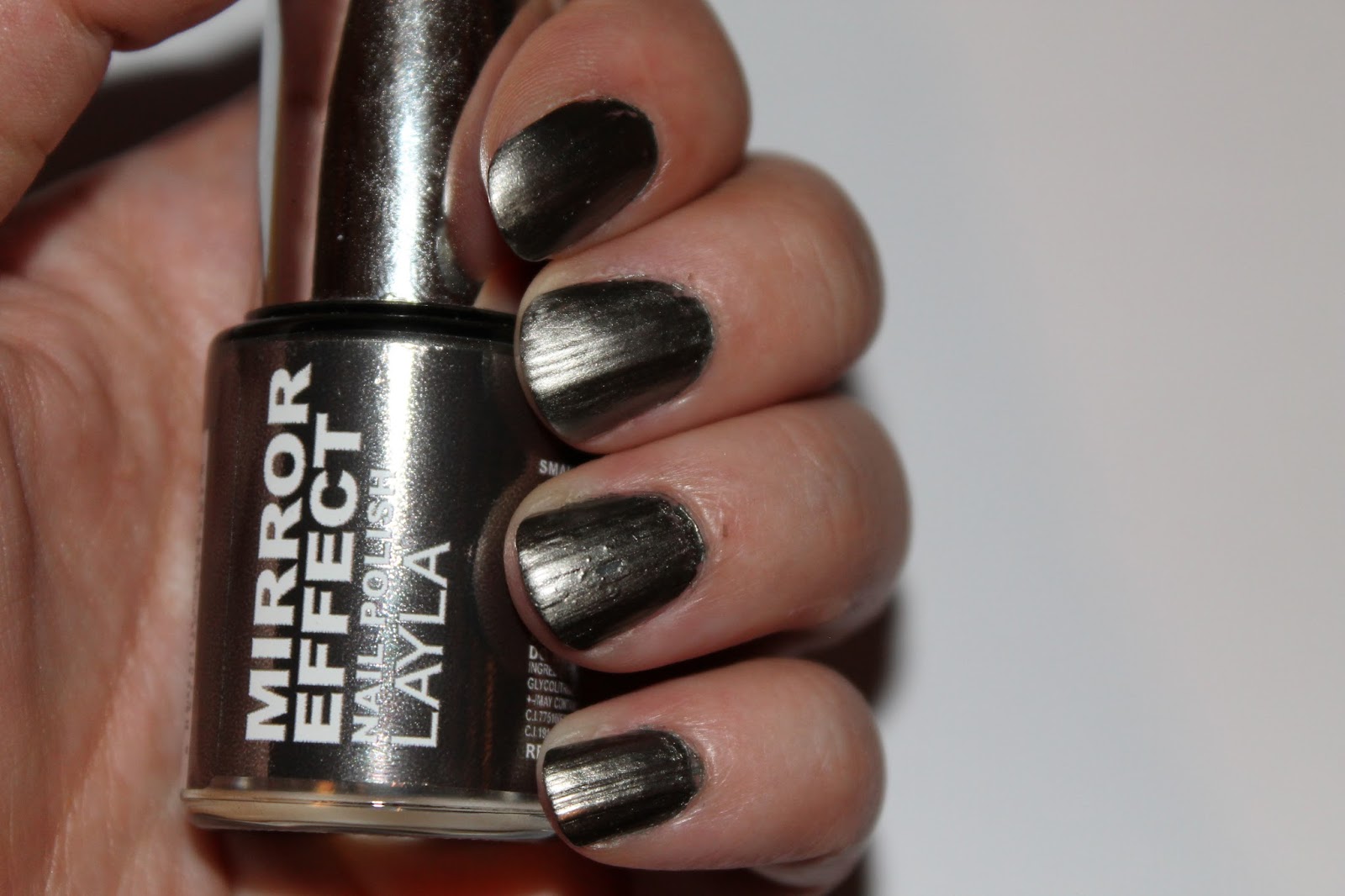 SOÑANDO EN TECNICOLOR: LAYLA MIRROR EFFECT BLACK AS EBONY