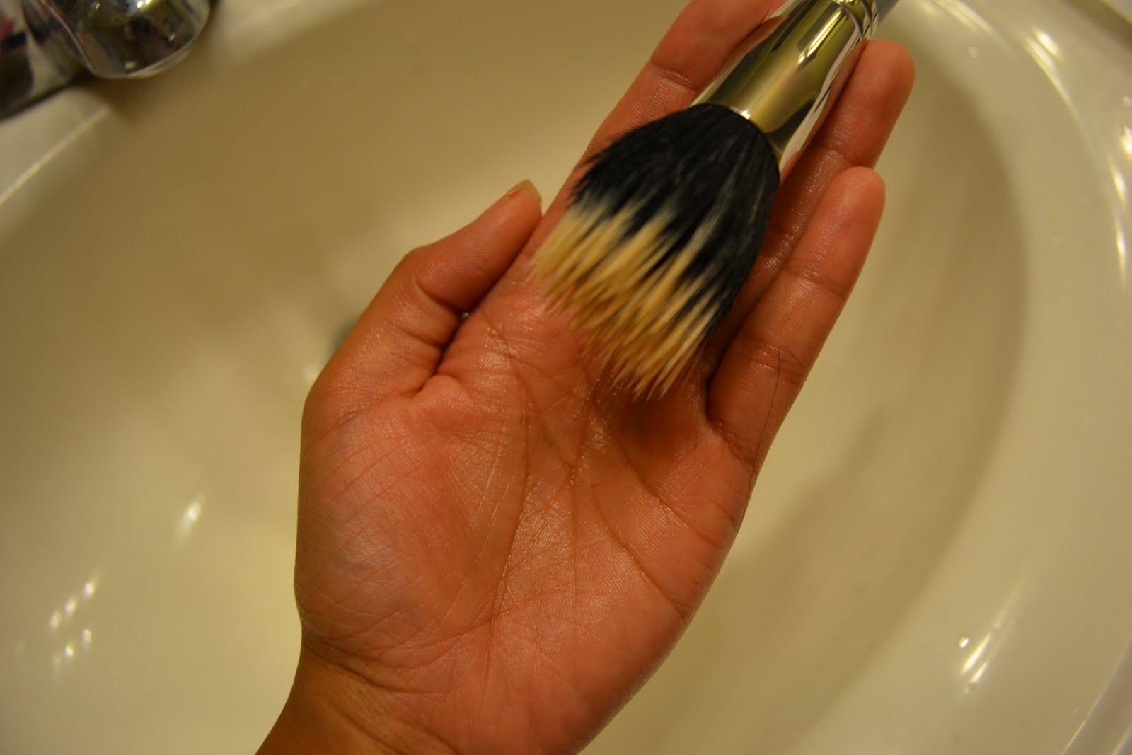 makeup. fashion. design.: E.l.f. x Mac x Parian Spirit Brush cleaner ...