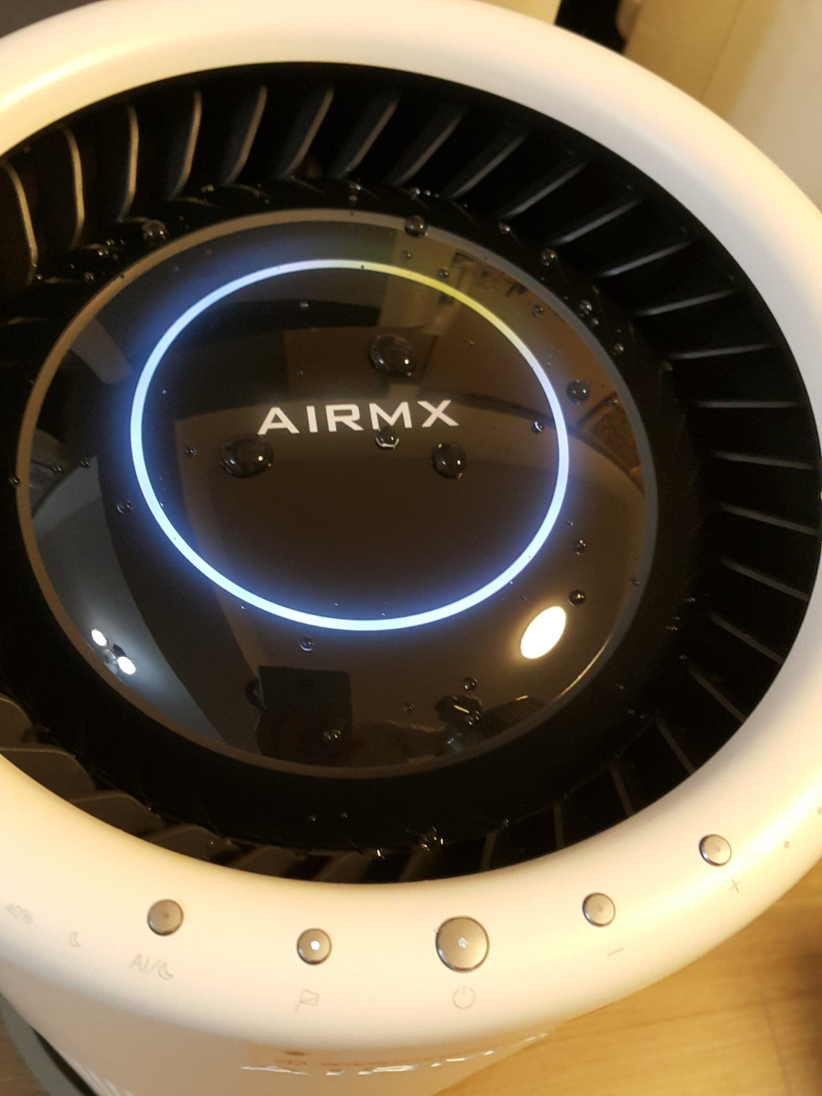 Joey的奮鬥: AIRMX AirWater A3 加濕器：正式運作