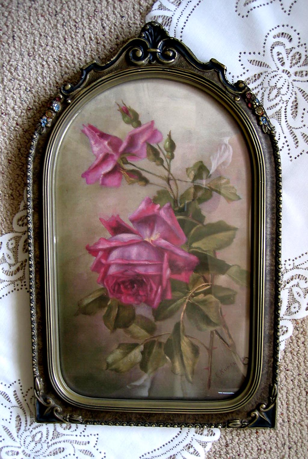 Victorian Rose Prints: Gorgeous Arched Barbola Frames with Rose Prints!