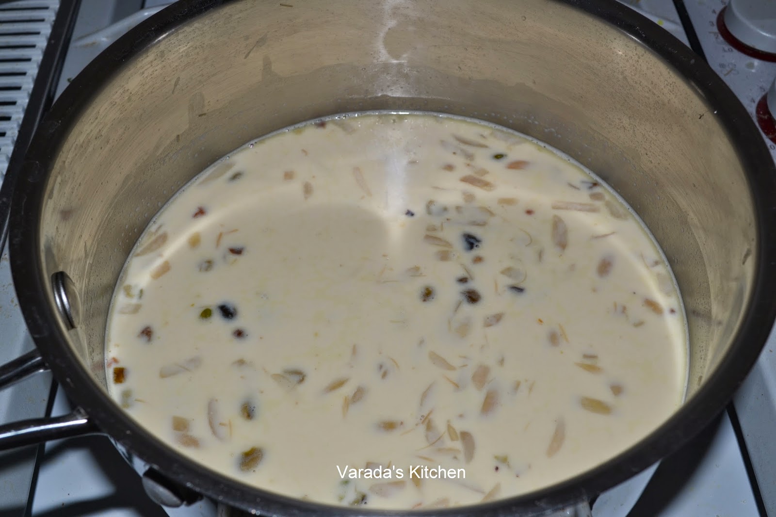 Varada's Kitchen and Garden: Shir Khurma (Sevaiya)