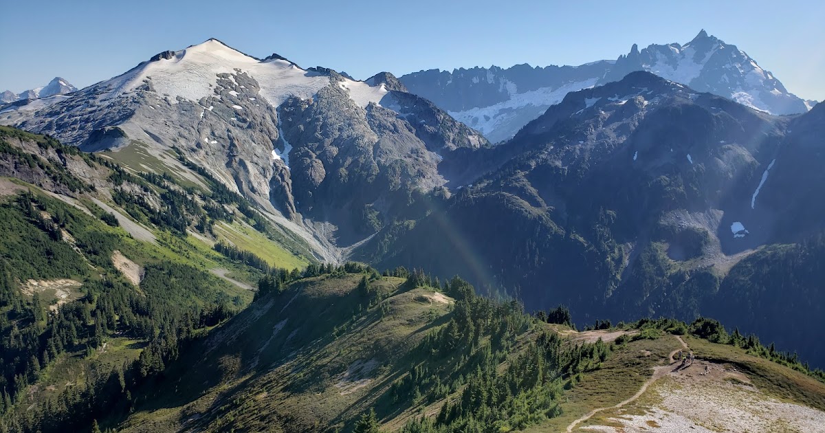 Hiking Shenandoah: Hannegan Peak