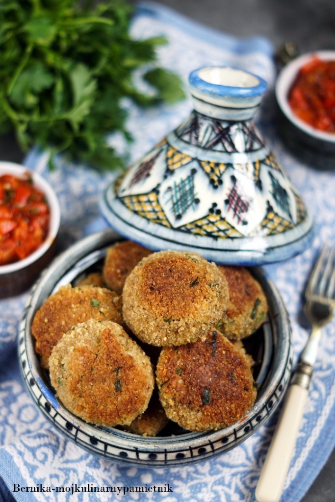 Falafele z sosem warzywnym | Bernika - mój kulinarny pamiętnik