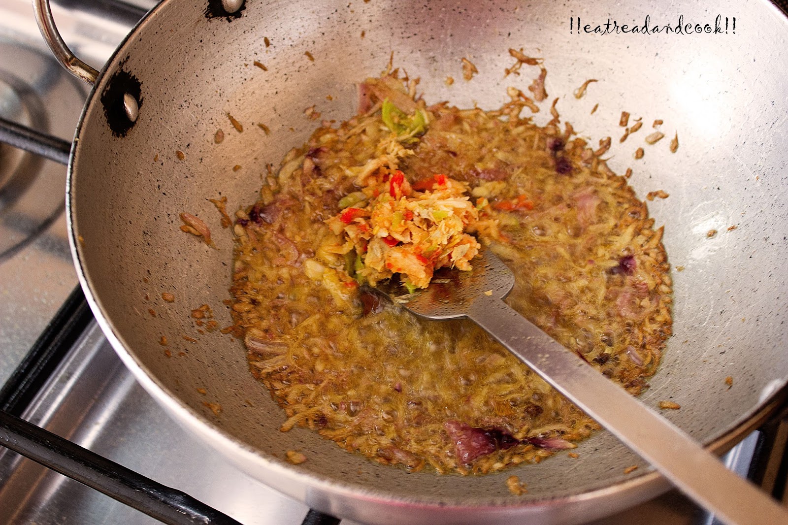 Doi Methi Maach / Fish in a creamy yogurt and fenugreek leaves curry