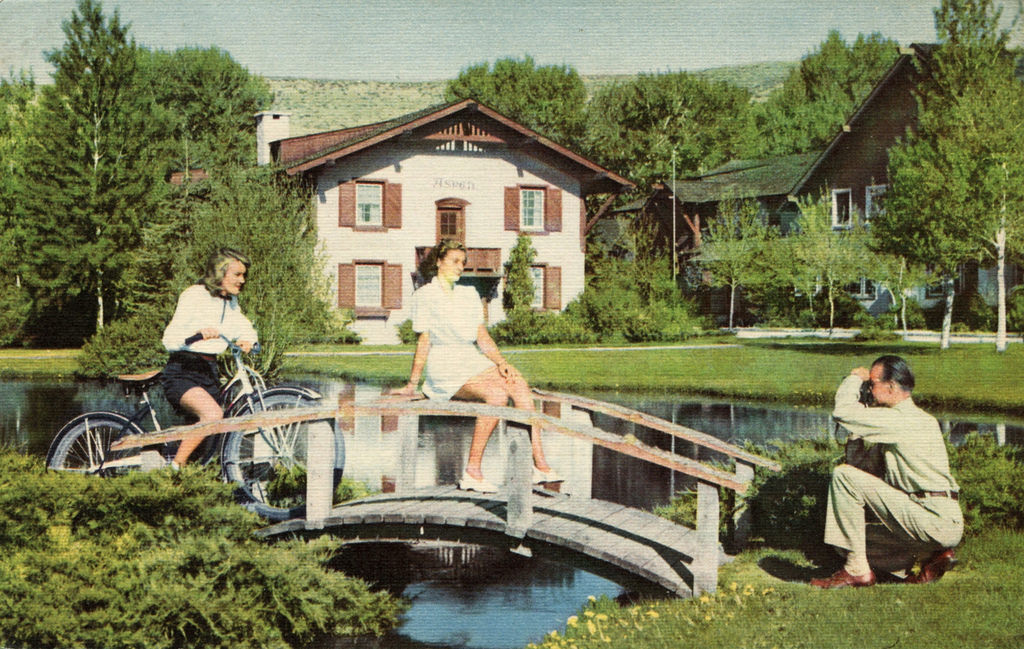 51 Wonderful Postcards That Show Everyday Life of Americans From ...