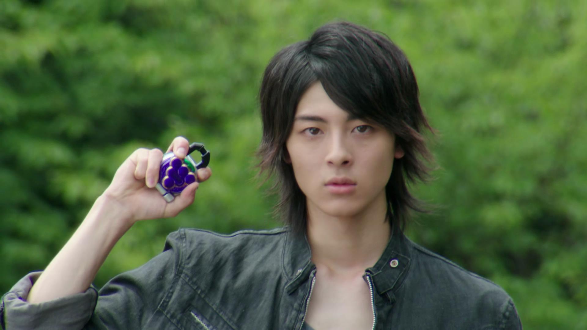 Kamen Rider Gaim's Mahiro Takasugi To Retire From Talent Agency - JEFusion