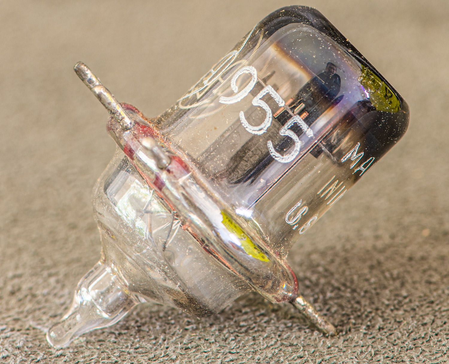 VinylSavor: Tube of the Month : The 955