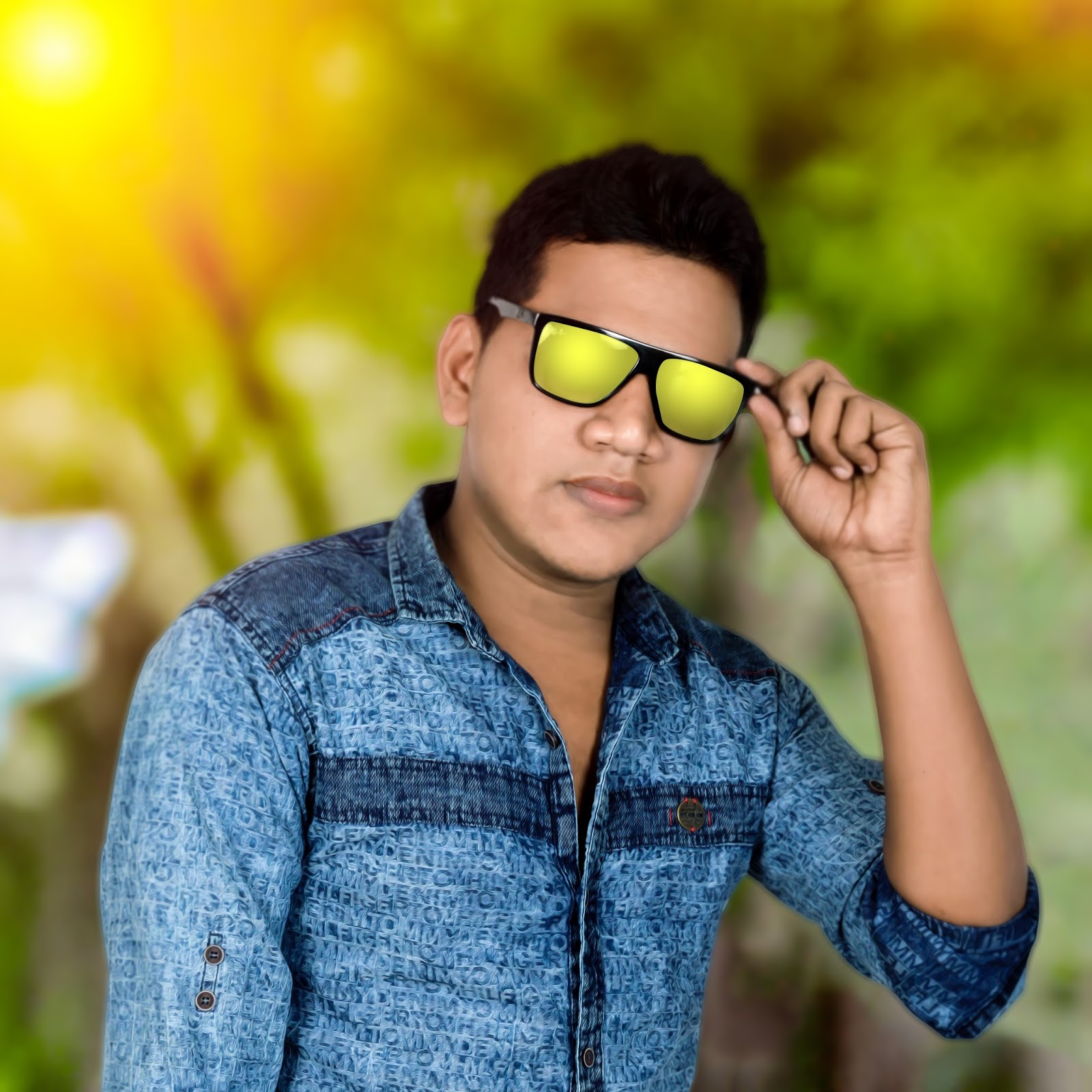 How to Create Nice Looking Profile DP for Facebook | Photoshop Tutorial