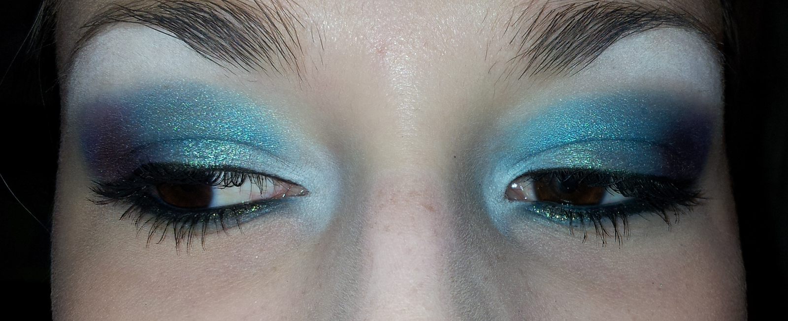 Lainamarie91: Makeup Tutorial :: Dramatic Blue & Purple Eyeshadow