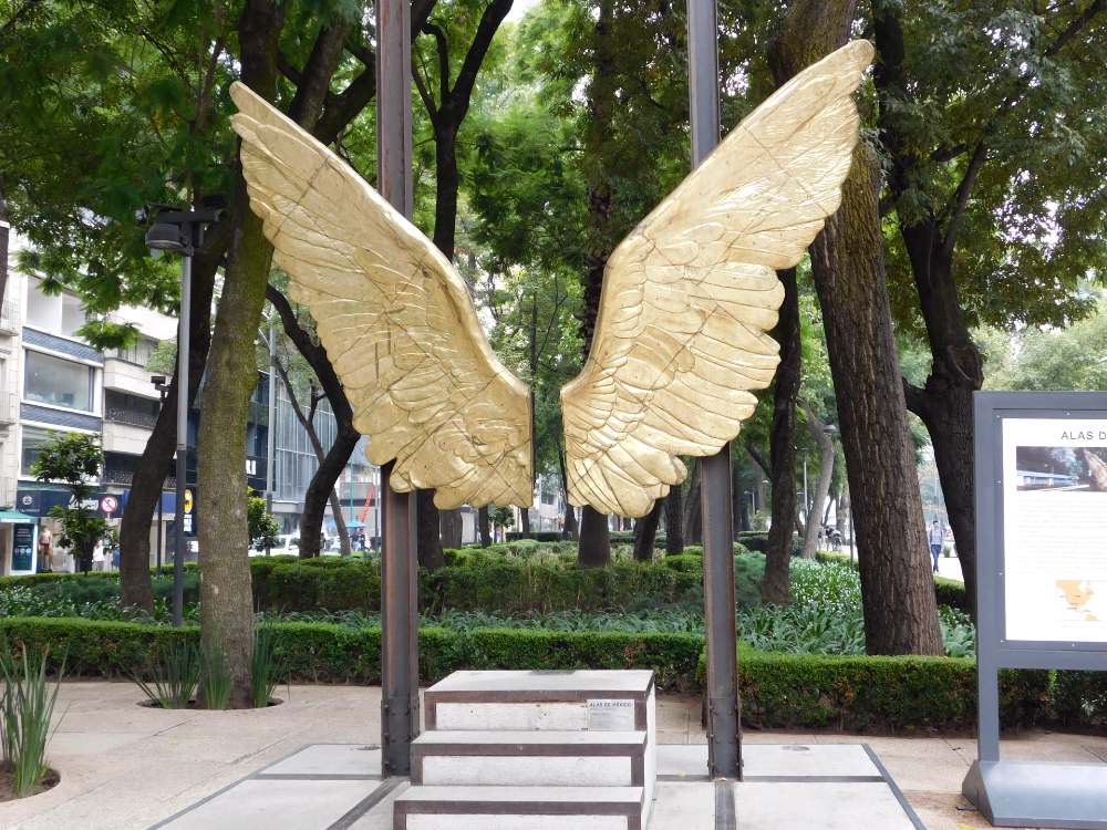 Escultura Alas de México de Jorge Marín en Reforma, cumple 13 años de ...