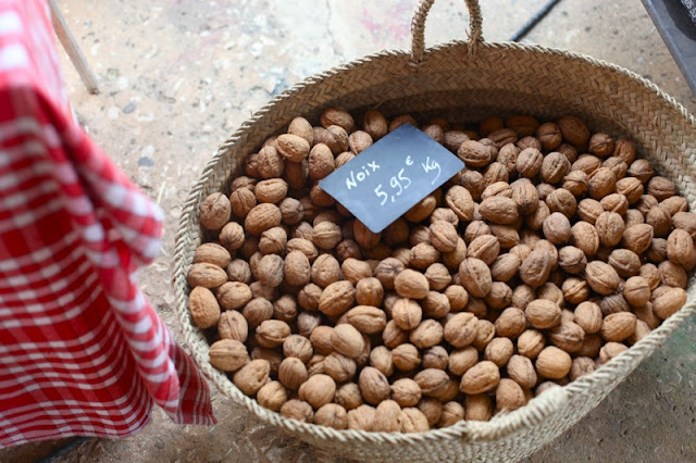 The Trail of Crumbs • A Gastro Travelogue: Walnut Caramel Tart a la ...