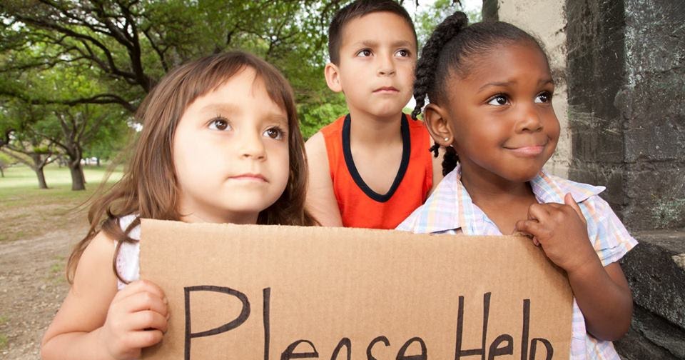 English With Life - Helping Hands For Kids: Helping Hands For Kids