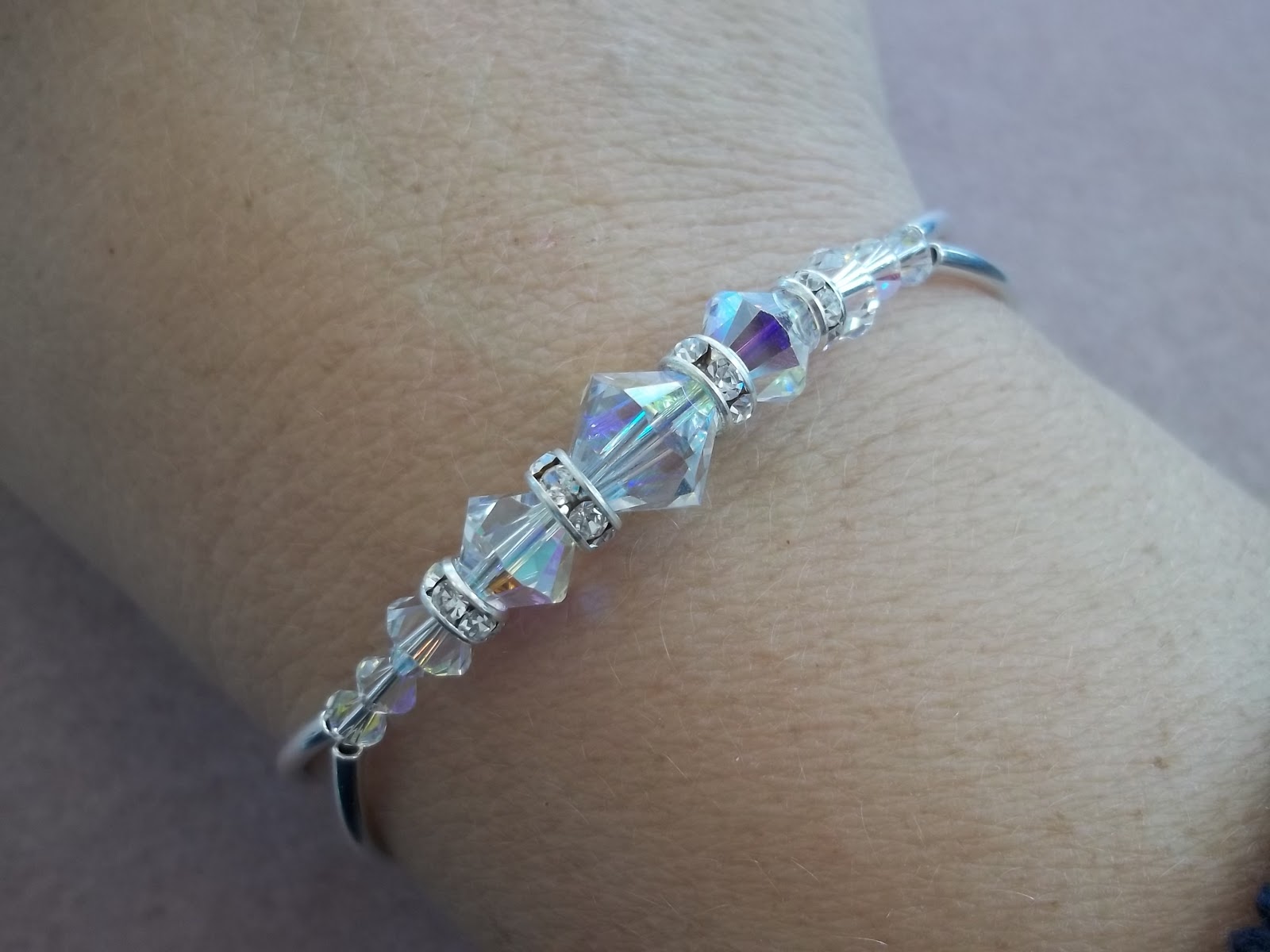 Off The Beaded Path: Mothers/Grandmothers Bracelet Tutorial